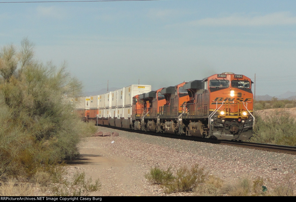 BNSF 7404